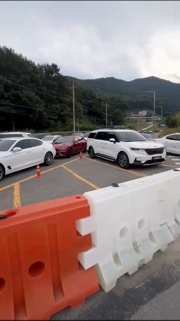 Автомобили наших дорогих заказчиков прибыли в порт города Пусан Южной Кореи.