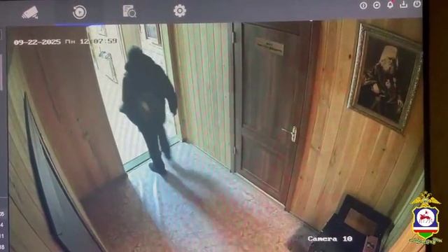 В Якутске полицейскими раскрыта кража куртки и денег с карты постояльца Спасского мужского монастыря