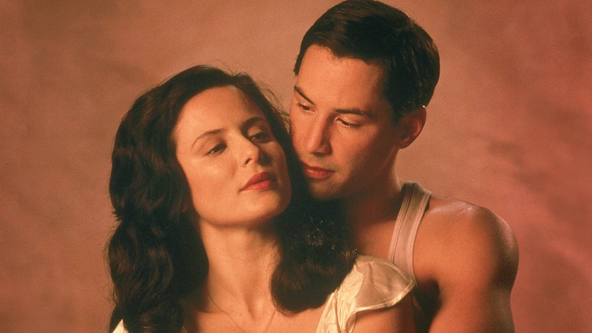 Прогулка в облаках (1995) - Киану Ривз, Айтана Санчес-Хихон