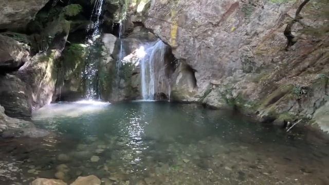 Καταρράκτης Αγίου Ταξιάρχη водопад Катарактис