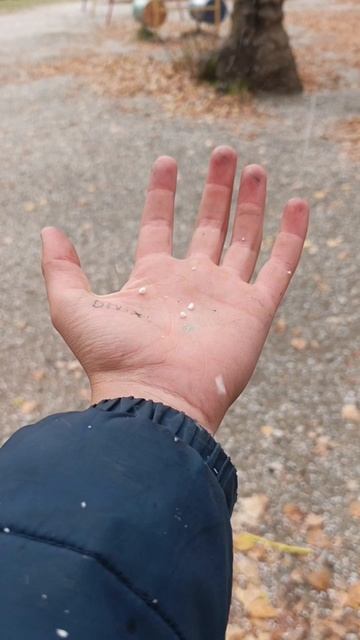 снег... или град... так что это такое ⁉️