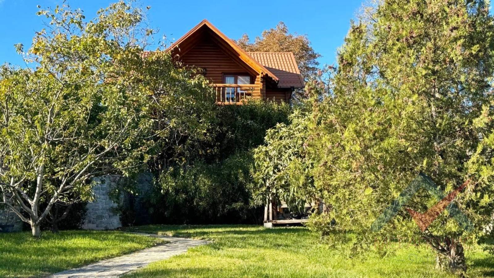 Обзор дома на продажу в Алуште пгт Пушкино