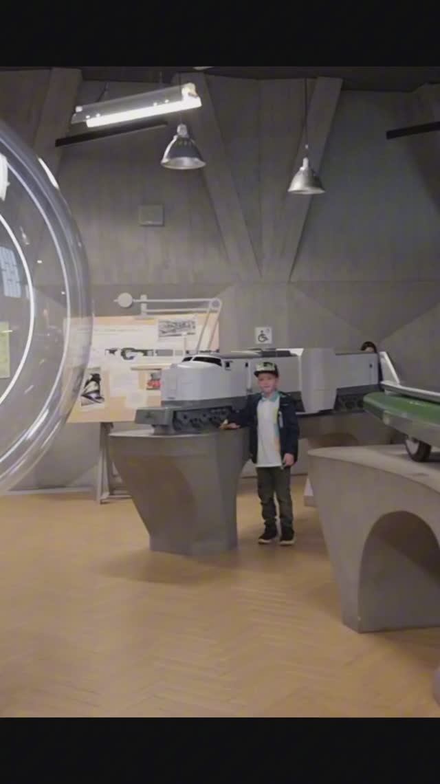 Атомные поезда и панорама Москвы уже в новом выпуске.