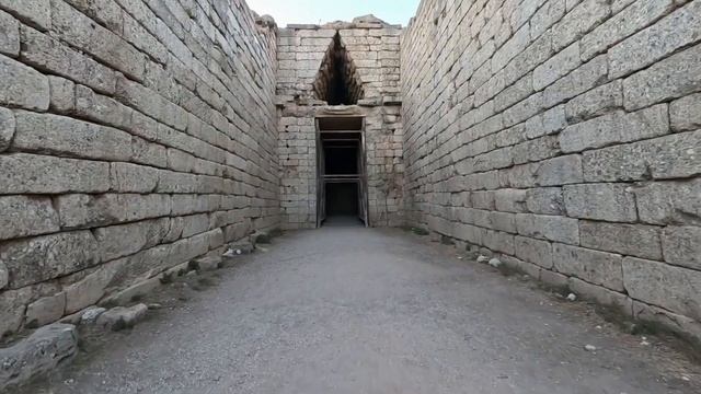 Сокровищница Атрея Θησαυρός του Ατρέα ή Τάφος του Αγαμέμνονα
