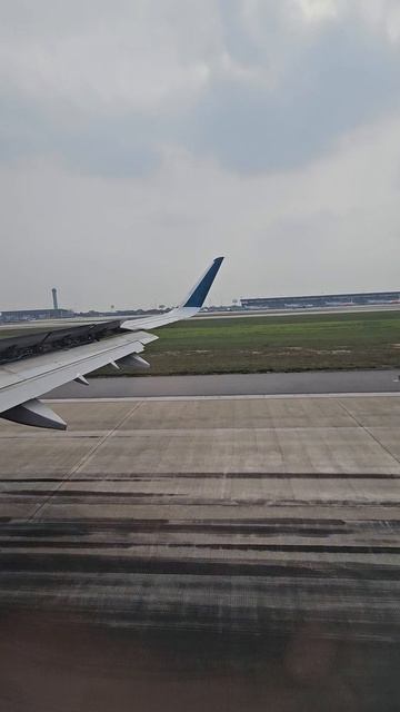 #shorts #вьетнам #фукуок Приземлились в аэропорту г.Ханой/Вьетнам