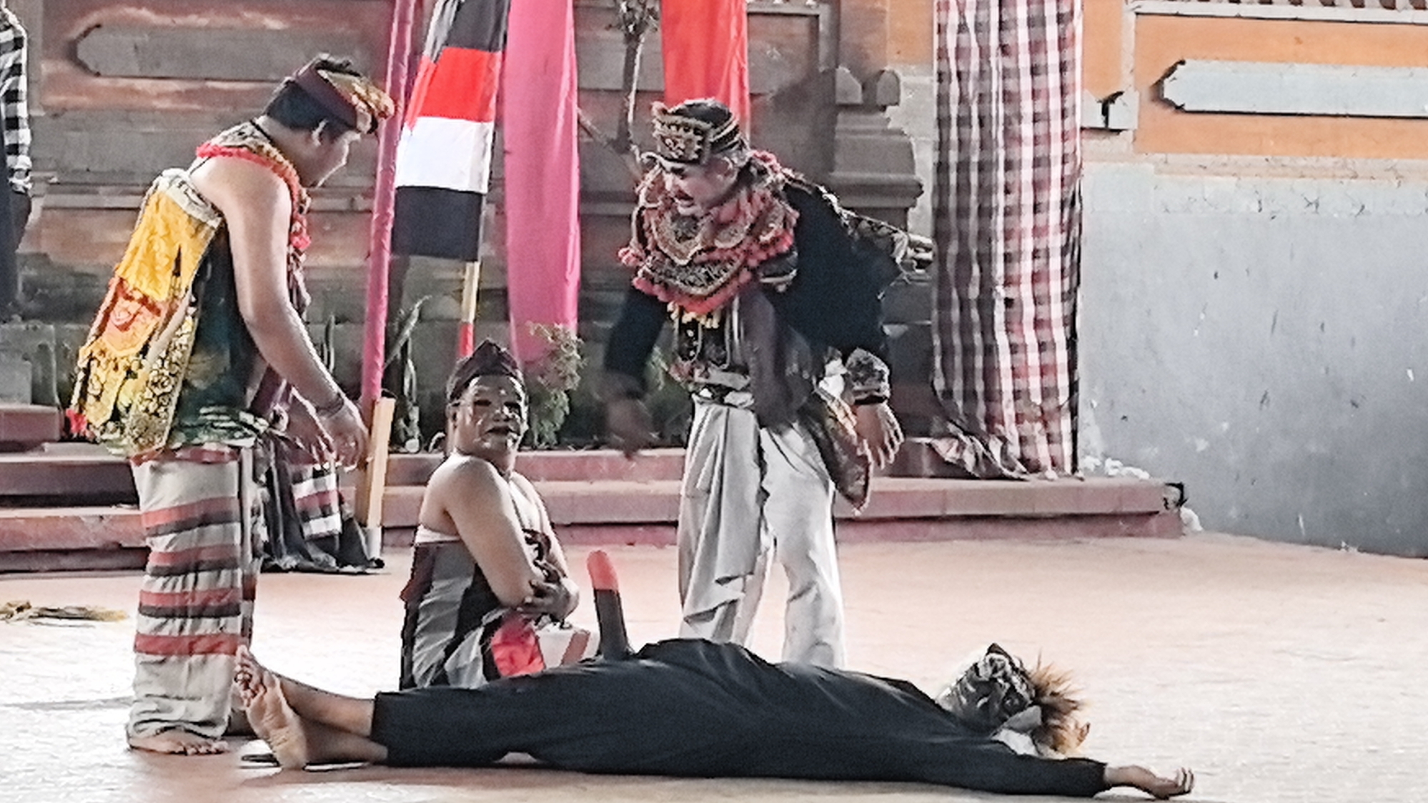 12. Балийский театр. Легенда про Боронга