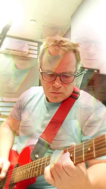 Когда вспомнил, как играть свои же рифы и соляки на гитаре 🤩