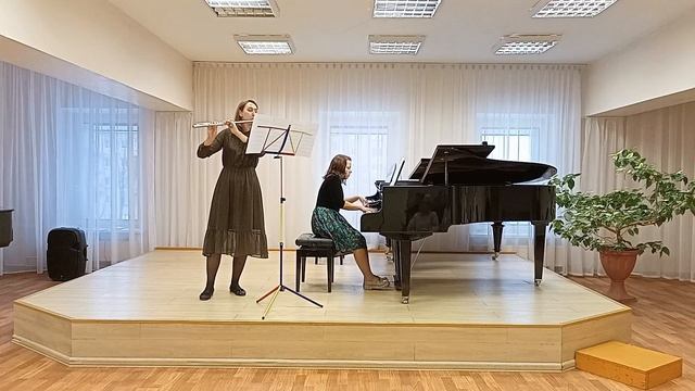 Исакова Анна Алексеевна, Колихалова Екатерина Васильевна. Кларк "Spiral lament".