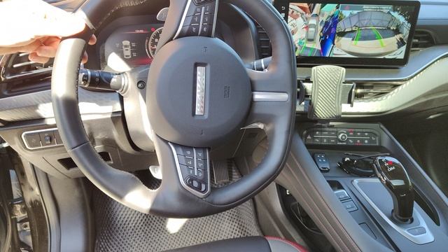 Руль сам возвращается в положении левее центра и на 2,5 градуса правее центра - VID20251004123939