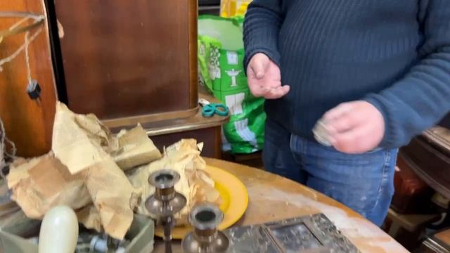 Распаковка старинных вещей