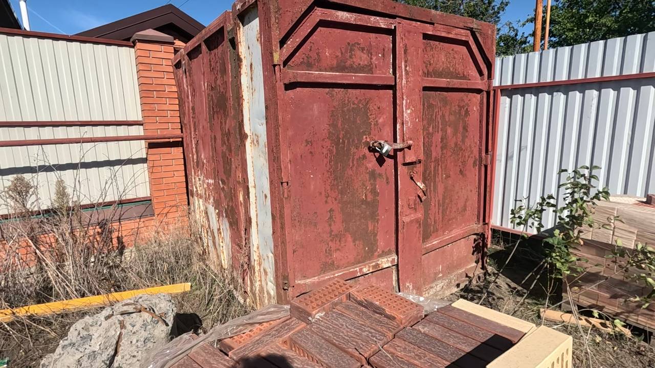 Бытовка-контейнер 5 тонник за 40 тысяч рублей. Дорого или нет ?