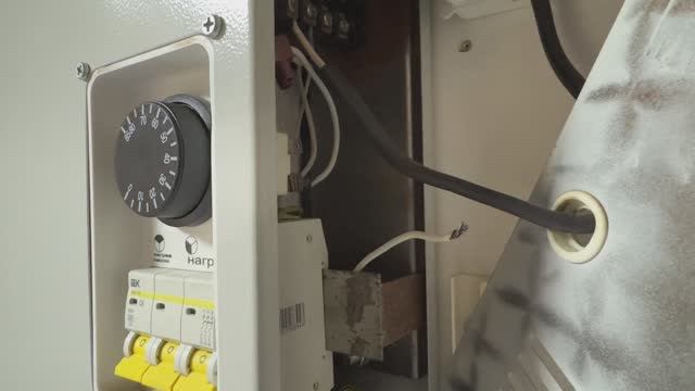 Замена клемм и проводов в электрокотле Теплотех