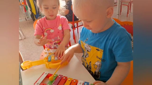 "До-ре-ми- фа-сольКа" в группе № 5 "Капельки"