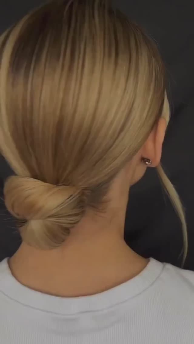 Собирай самые популярные гладкие причёски с нашими товарами, как купить читай в комментарии