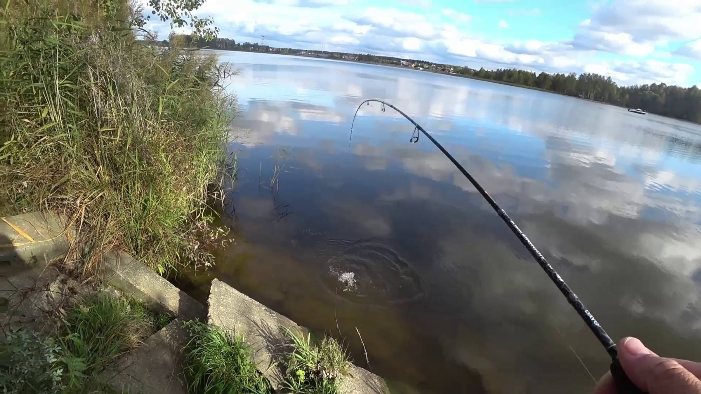 Рыбалка на Пяловском водохранилище на окуня.