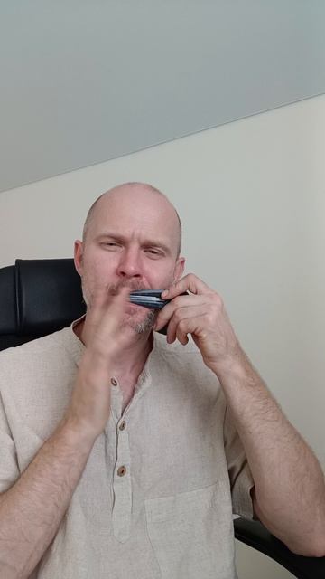 Варган черный под карбон треугольный Ми