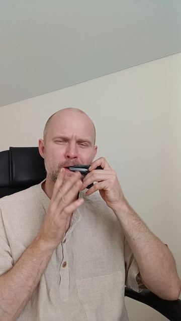 Варган черный под карбон треугольный Ре диез