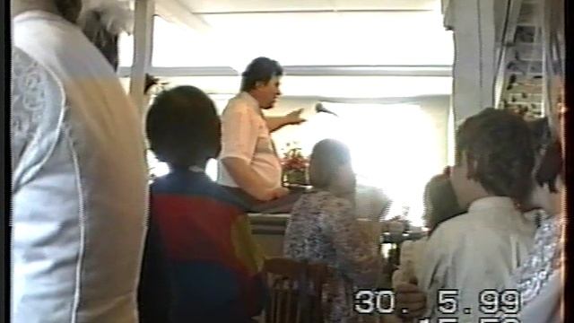 Праздник Святой Троицы 30.05.1999 г. Новокосино, ул. Николая Старостина, вл.10