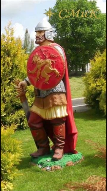 Скульптура Богатыря