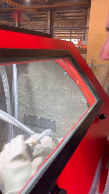 🛡️Какая защита нужна для работы в пескоструйной камере