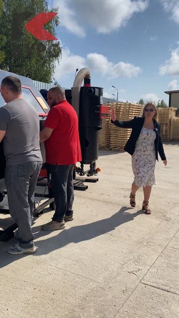 👨🔧Два оператора могут одновременно песочить в камере