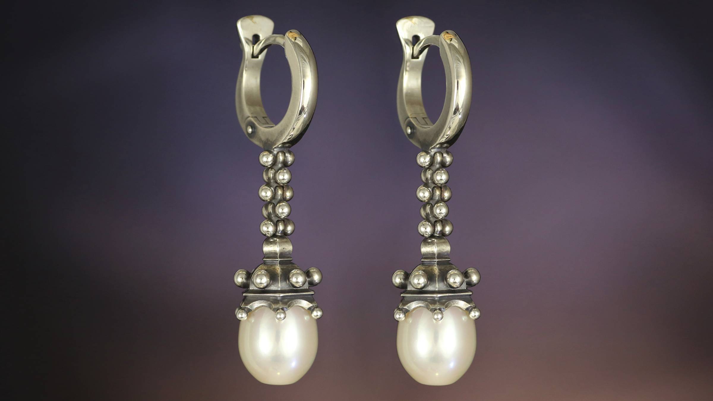 Серьги с белым жемчугом