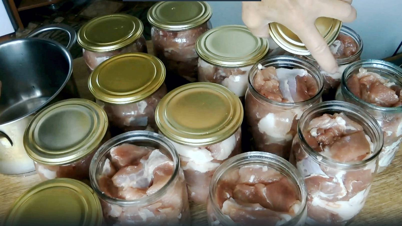 Готовим тушенку в автоклаве.