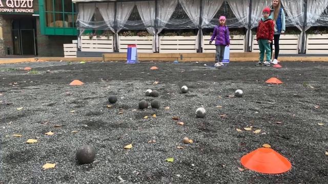 Петанк в парке 50-летия Октября