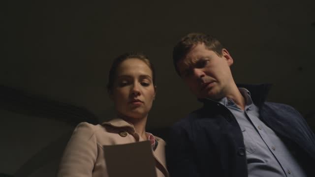 ДЕКОРАЦИЯ УБИЙСТВА - 4 серия