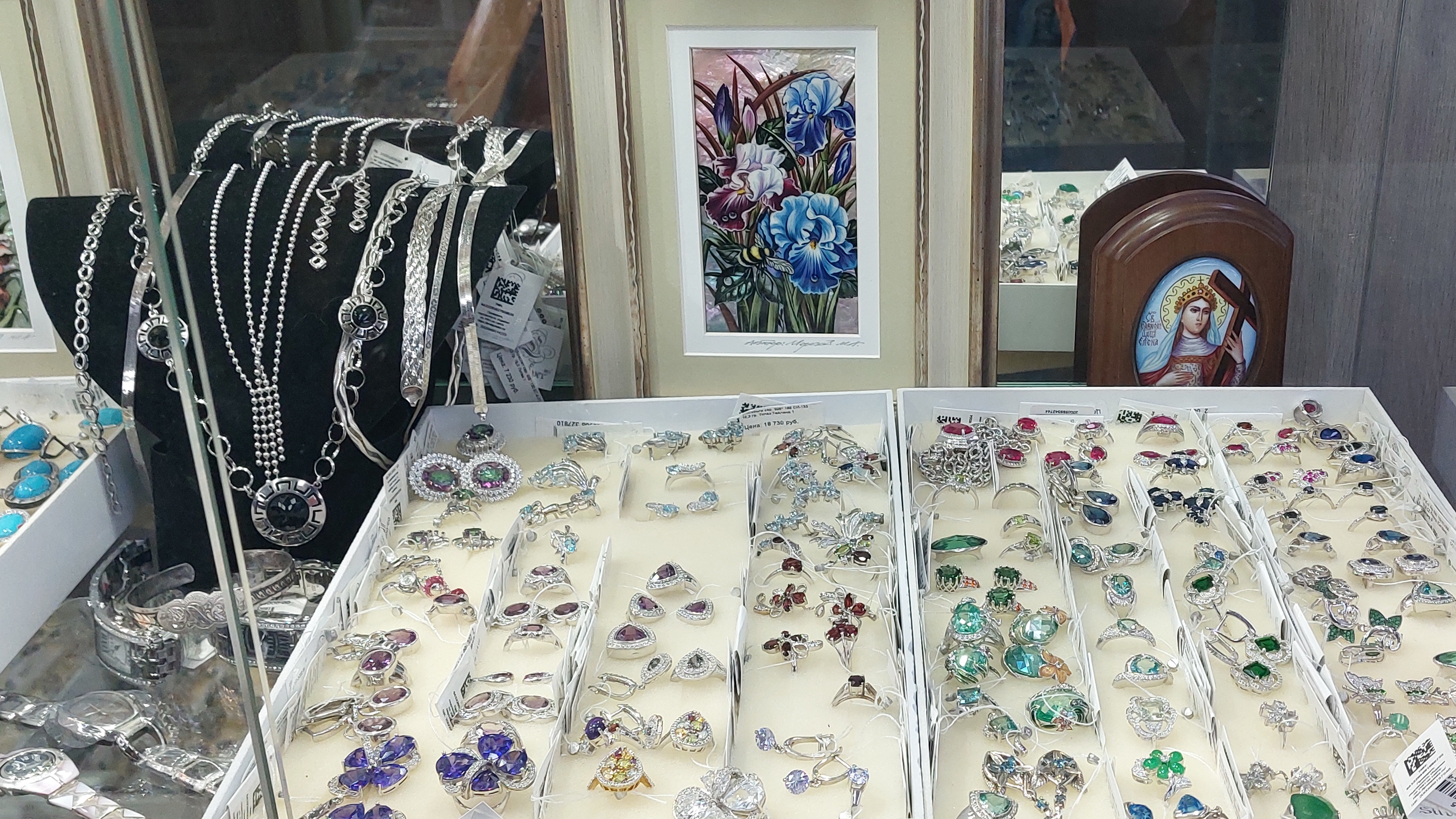 7.10.2025. Сувенирный киоск