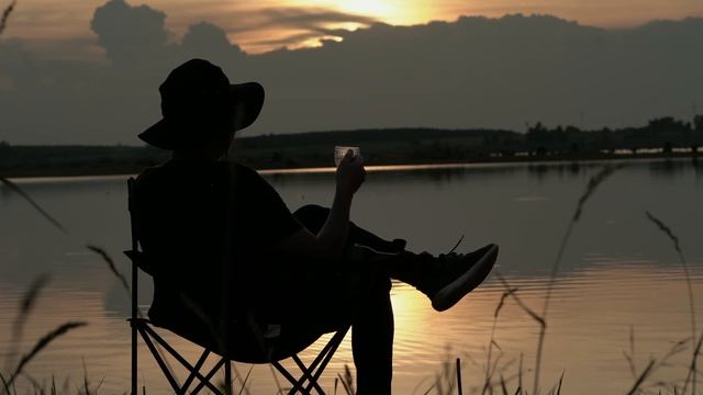 Жизнь тяжелая штука брат....