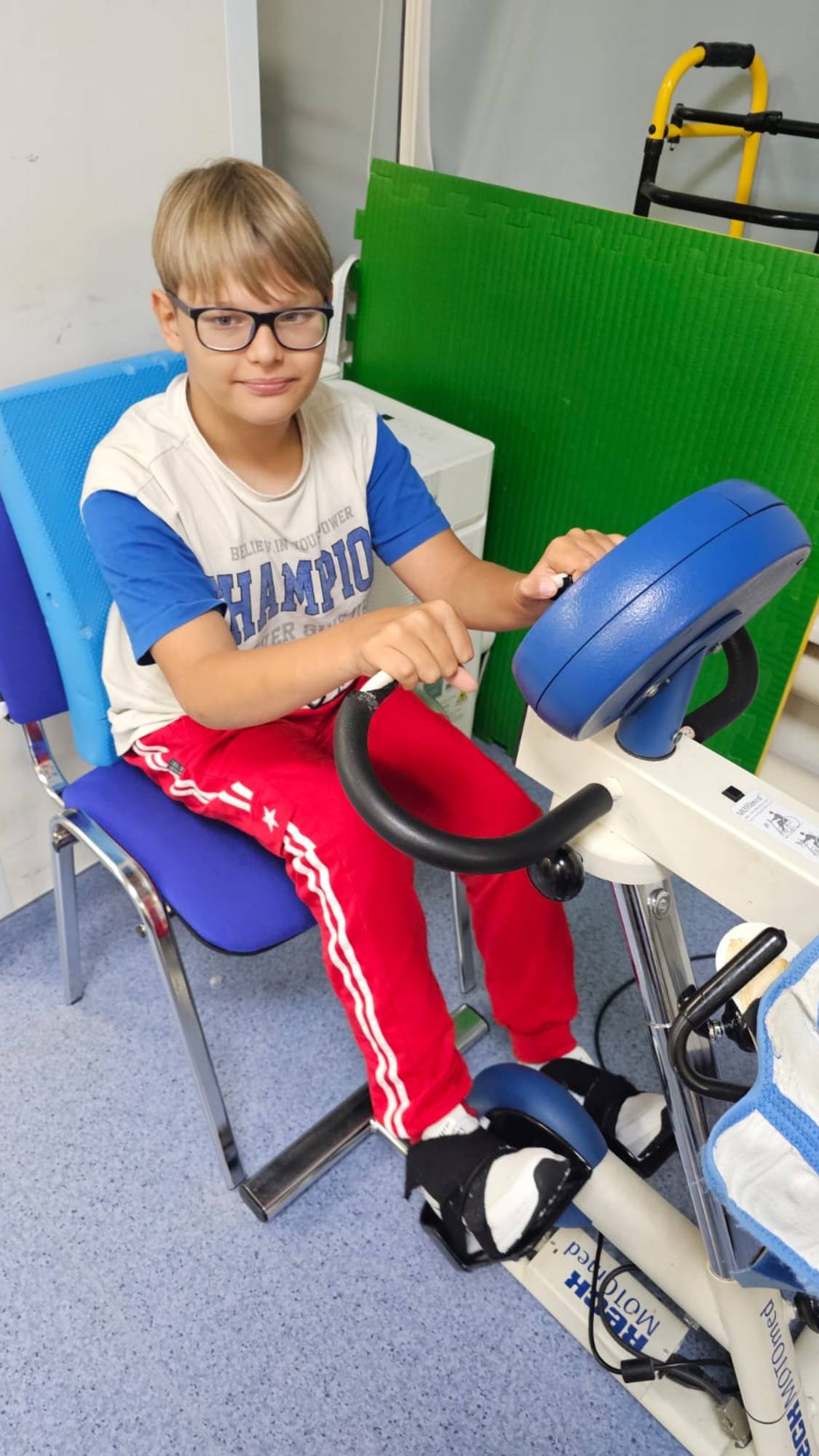 Ярослав проходит курс реабилитации