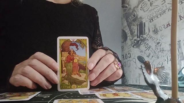 Вызов милого на разговор, звонок, приезд, появление на Египетском Таро Ар-Нуво с коррекцией