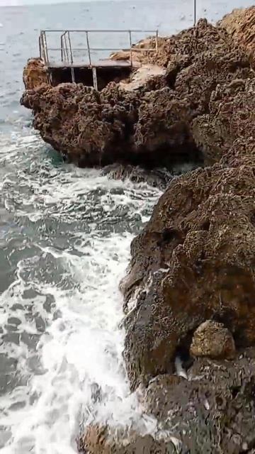 Средиземное море, тучи и волны, скалы и ветер, осень и дождь.9я цивилизация,Анталья.МирУниверсологии