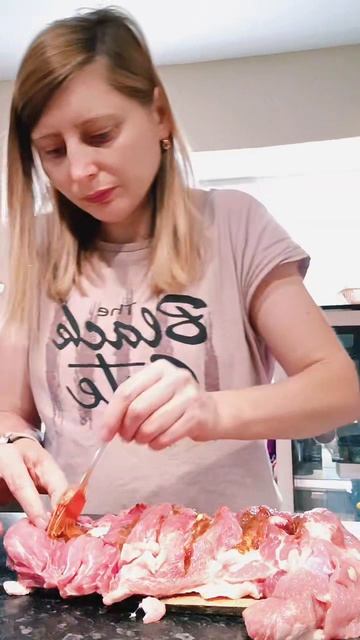 МЯСО В ДУХОВКЕ! СВИНАЯ ВЫРЕЗКА В ТОМАТНО-МЕДОВОМ СОУСЕ! #надьяна #рецептыотнадьяны ПТЫОТНАДЬЯНЫ