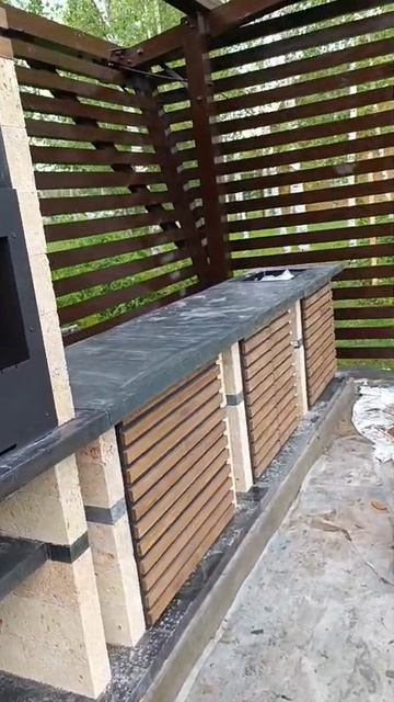 Уличная гриль зона  #барбекюкомплекс #мангал #bbq #мангал #печьдляказана #летняякухня #бетон