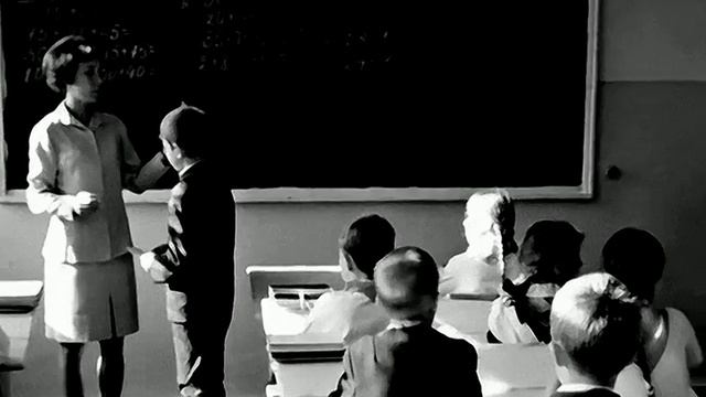 1969 год. Тюмень. Школа № 25. Учитель математики.