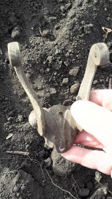 Первый раз нахожу ручку от самовара))