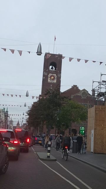 Едем по Амстердаму наслаждаюсь