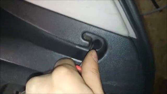 #078 Снятие и установка боковой обшивки багажного отсека Audi Q7