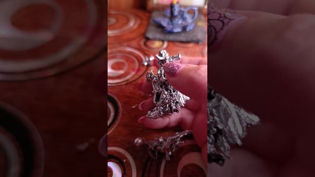 Отлив свинцом. Чистка пространства дома.