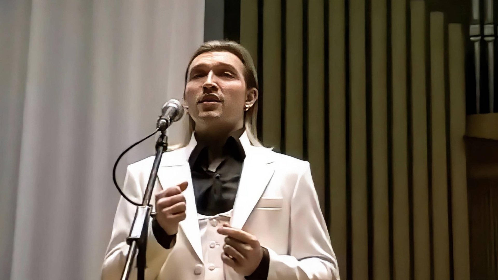 Пётр Елфимов - Сентиментальная серенада (Белорусская государственная филармония, 08.03.2010 г.)