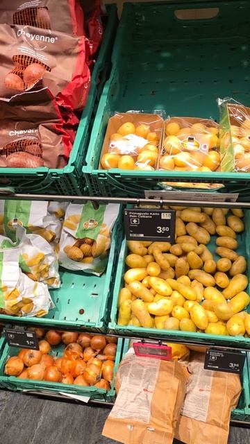 Какие цены в Цюрихе на фрукты и овощи? Швейцария