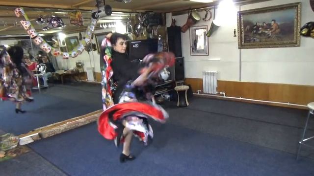 "Кхэроро"_ цыганский танец, в исполнении Инны Марухленко.