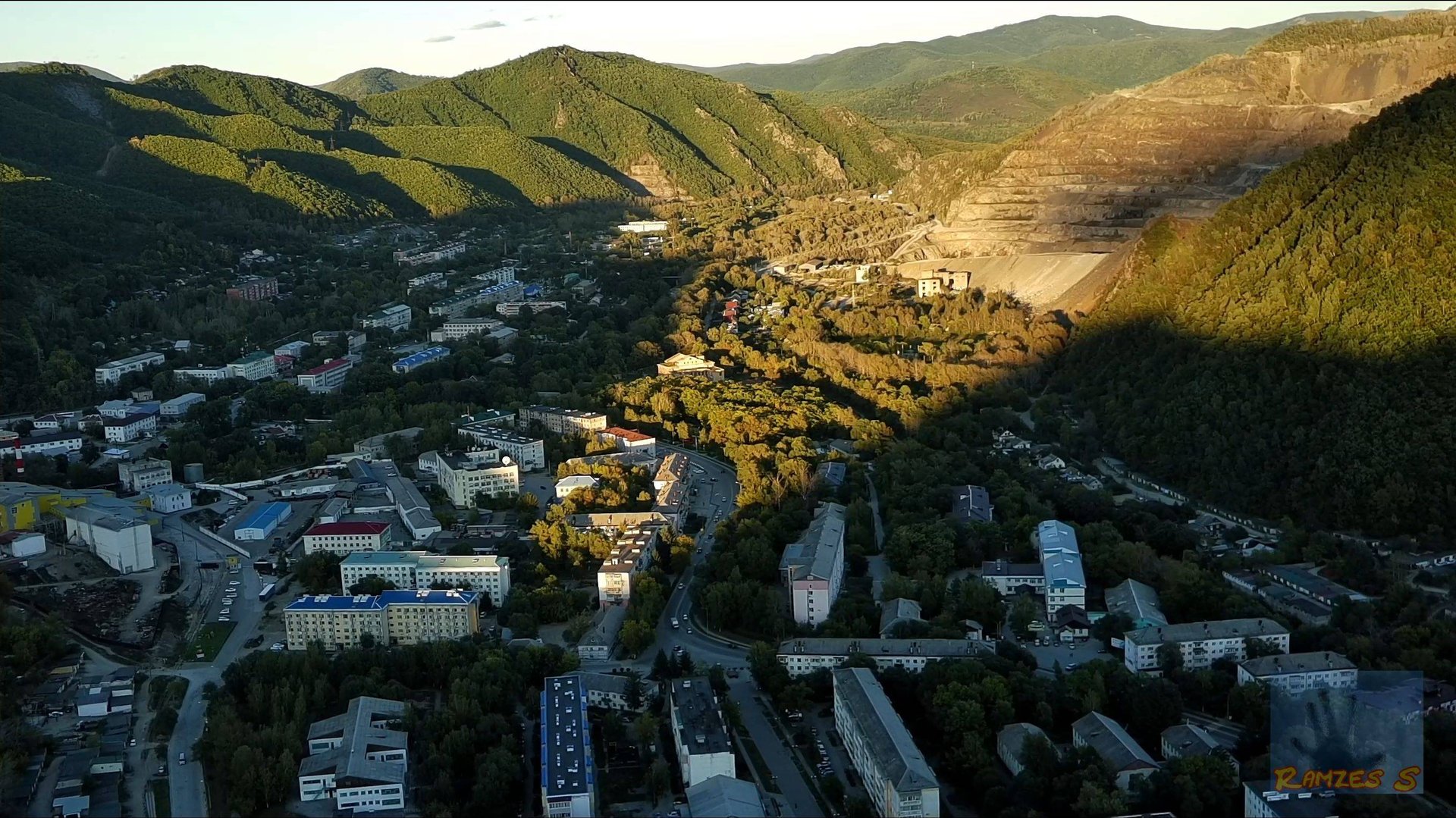 Вечерний Дальнегорск.