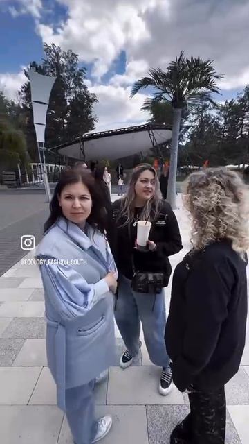 video_2025-10-08_15-07-00 (3)