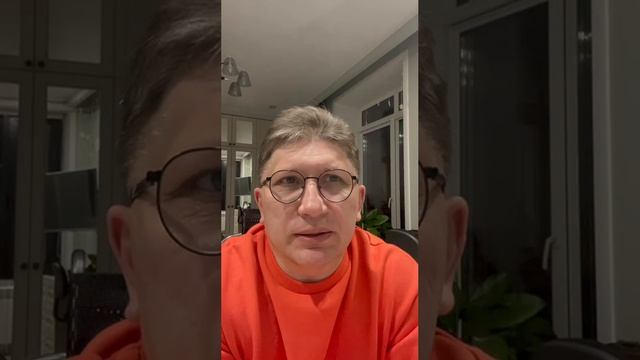 Кубинский поэт Хосе Анхель Буэса и Валерий Леонтьев