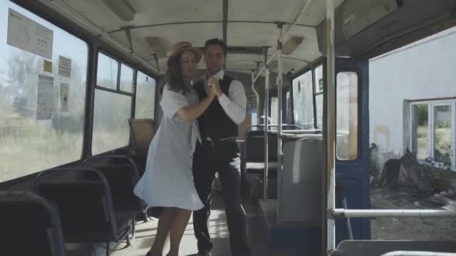 Lindy'N'Roll  Школа танцев 1