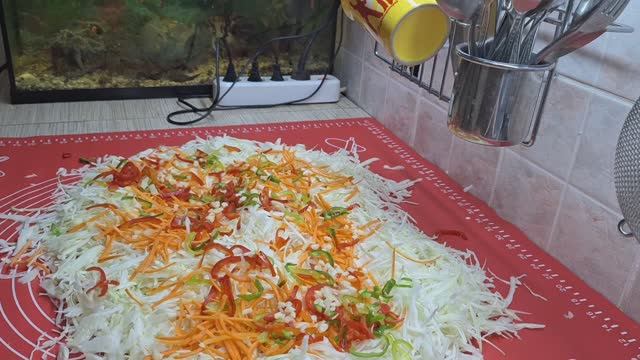 Быстрая маринованная капуста за 2 часа
