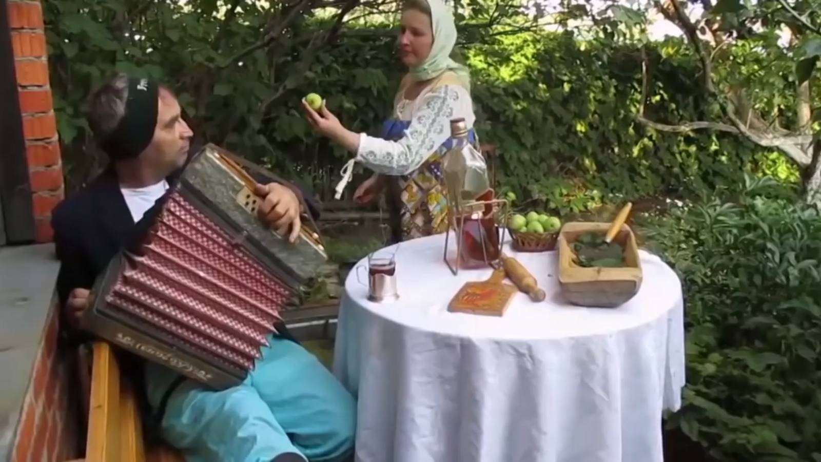 КУ-КУ, (ДА) КУ-КУ, (ДА) ЕЩЁ КУ-КУ